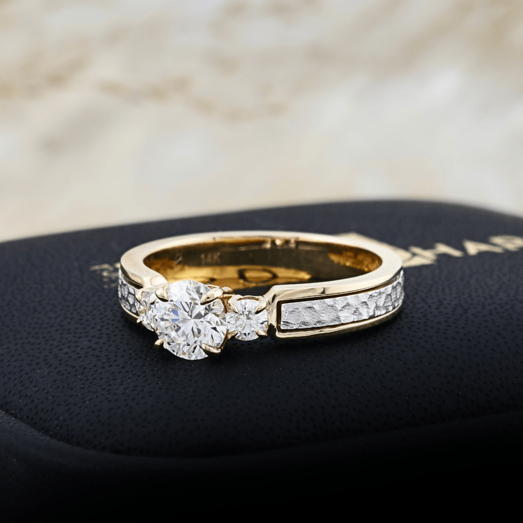 Three Stone Engagement Custom Diamonds 0,81ctw Rings at Mathieu ...